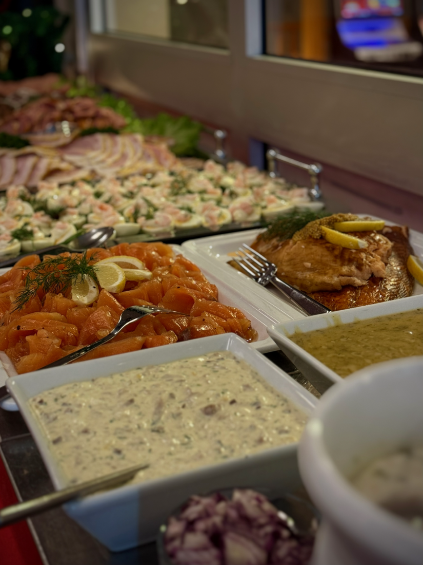 Julbord + aktivitet med Kingpin!